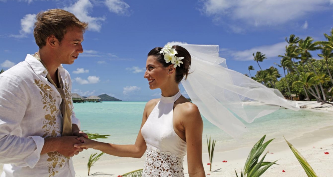 Top 8 Island Destinations For Your Dream Wedding - TravelTourXP.com