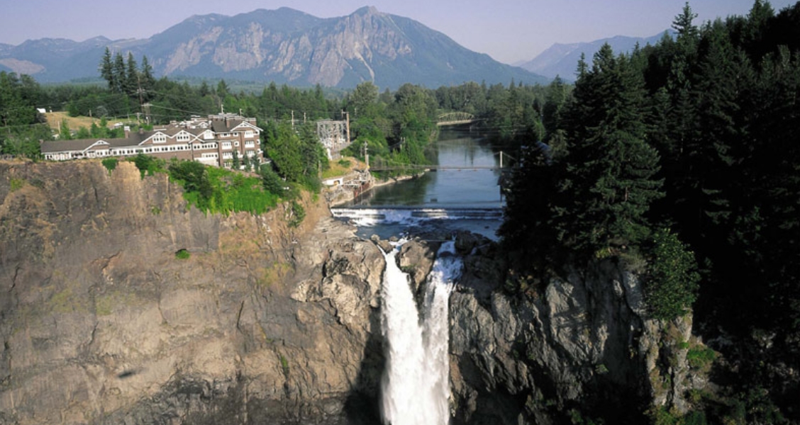 6 Spectacular Mountain Resorts Around The Globe - TravelTourXP.com