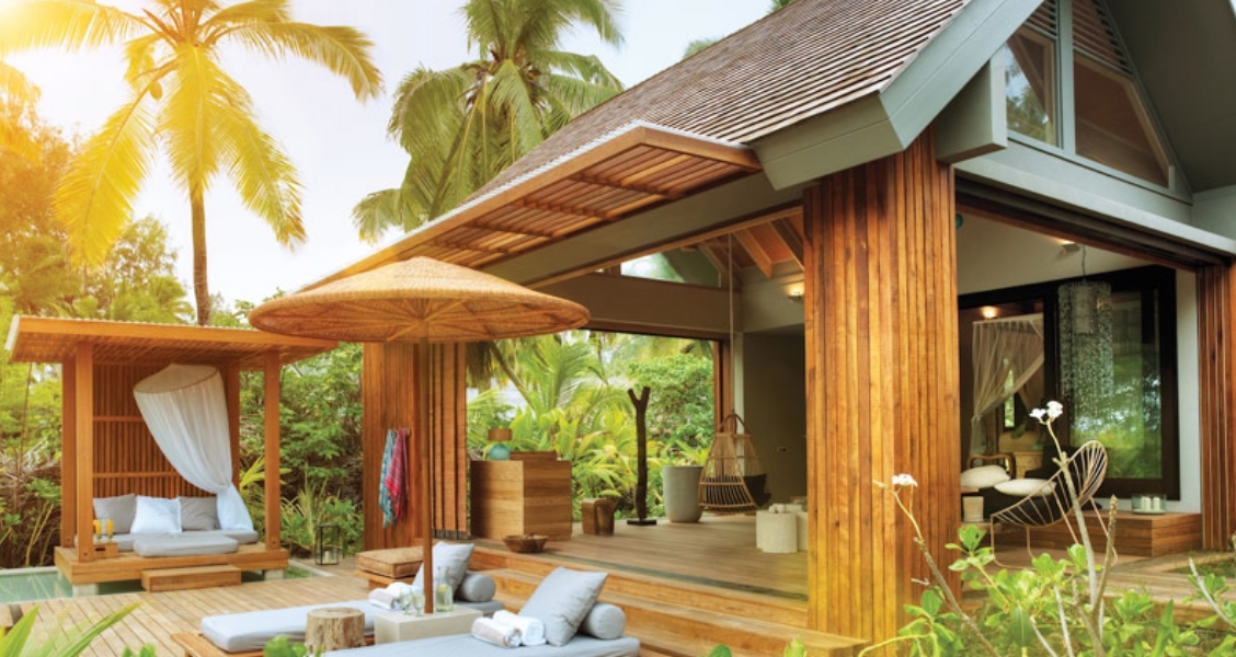 7 Awe-Inspiring Remote Resorts In The World - TravelTourXP.com