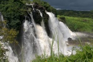 10 Places To Visit In Central African Republic - TravelTourXP.com