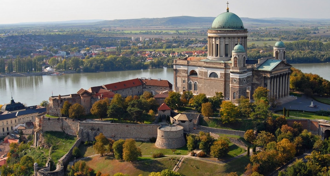 11 Enchanting Tourist Attractions In Hungary To Explore - TravelTourXP.com