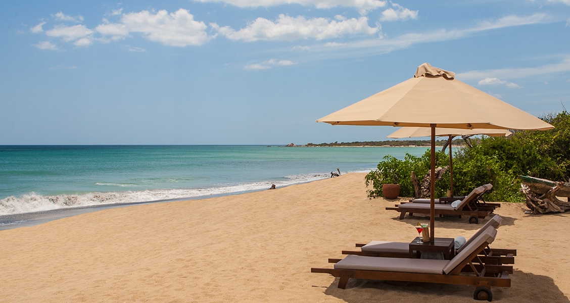 7 Best Holiday Beach Resorts in Sri Lanka - TravelTourXP.com