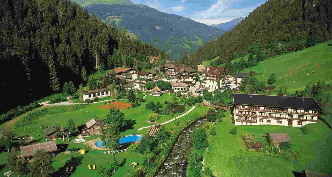 14 Incredible Things To Do In Austria - TravelTourXP.com