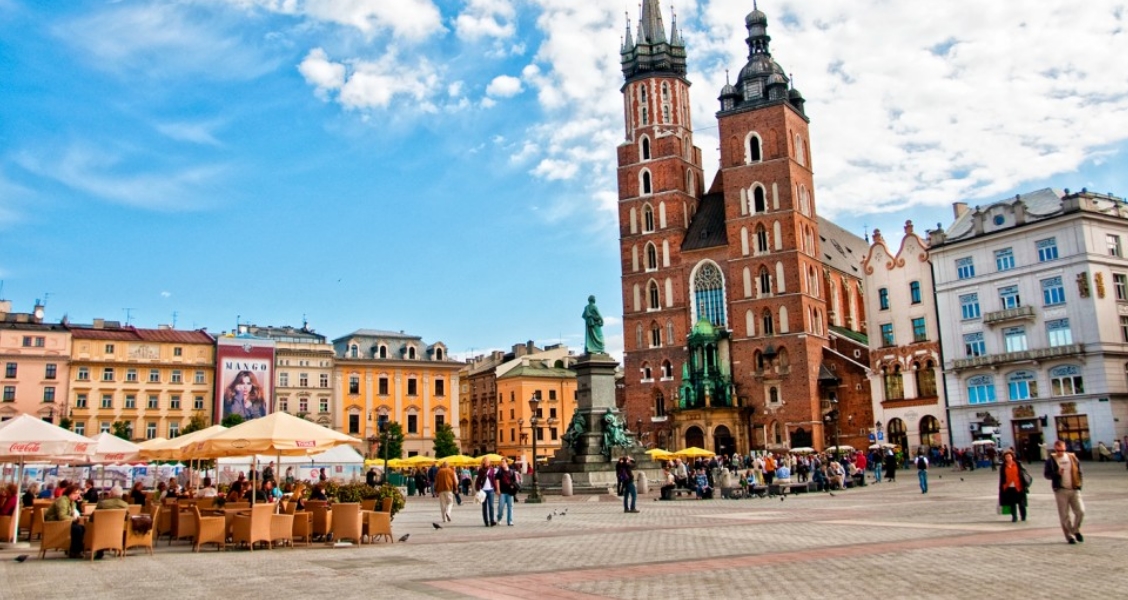 11 Worth-Visiting Honeymoon Destinations In Poland - TravelTourXP.com