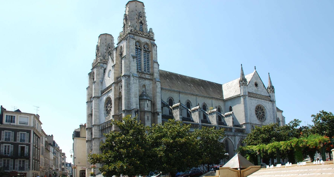5 Things That Should Not Be Missed When In Pau, France - TravelTourXP.com