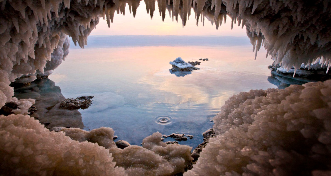 6 Most Aesthetic Caves In The World - TravelTourXP.com